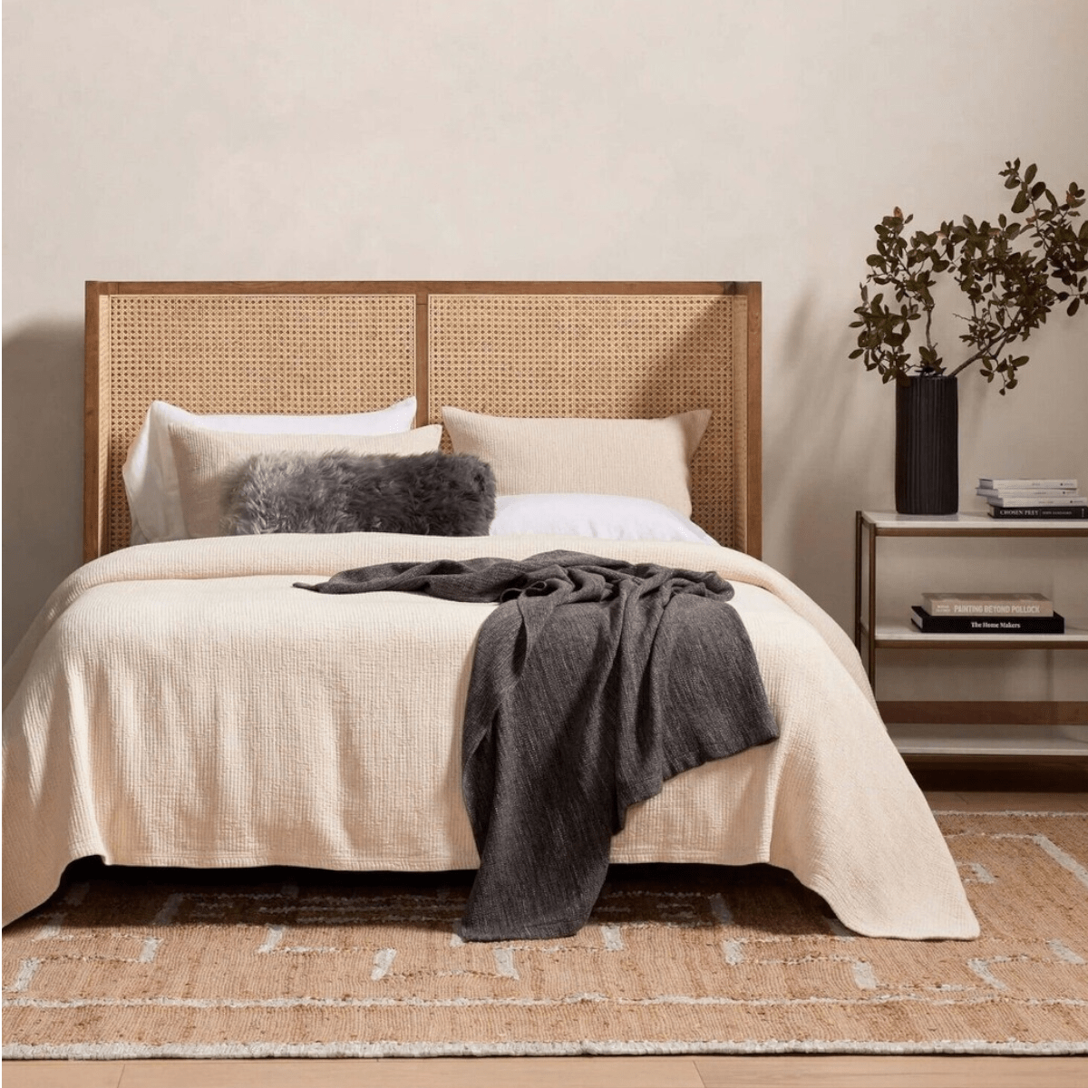 Arleen bed — Afday